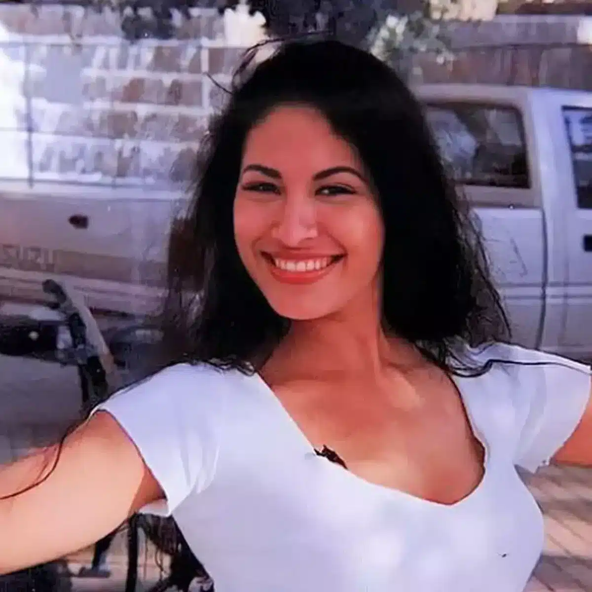 8 Things You Didn't Know About Selena Quintanilla – Luz Media