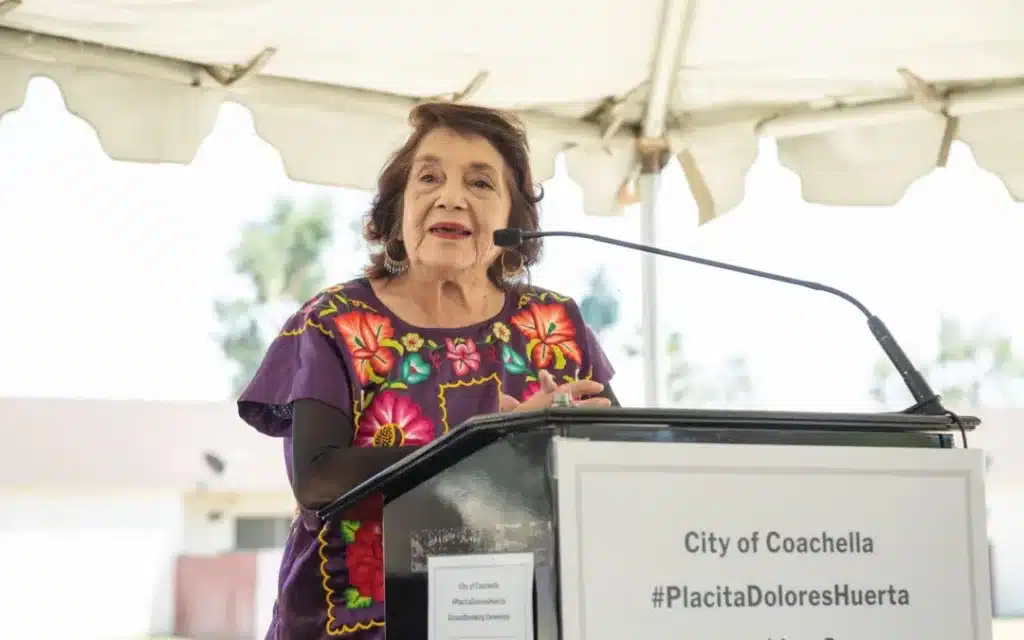 10 Fascinating Facts About Civil Rights Icon Dolores Huerta – Luz Media